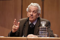 Prof. Nelson Maculan: "Es una reivindicación más que justa que la gente ...